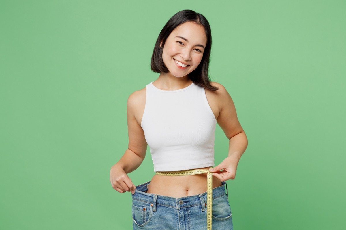 20 Ways to Shrink Your Belly in 20 Days with Expert Tips