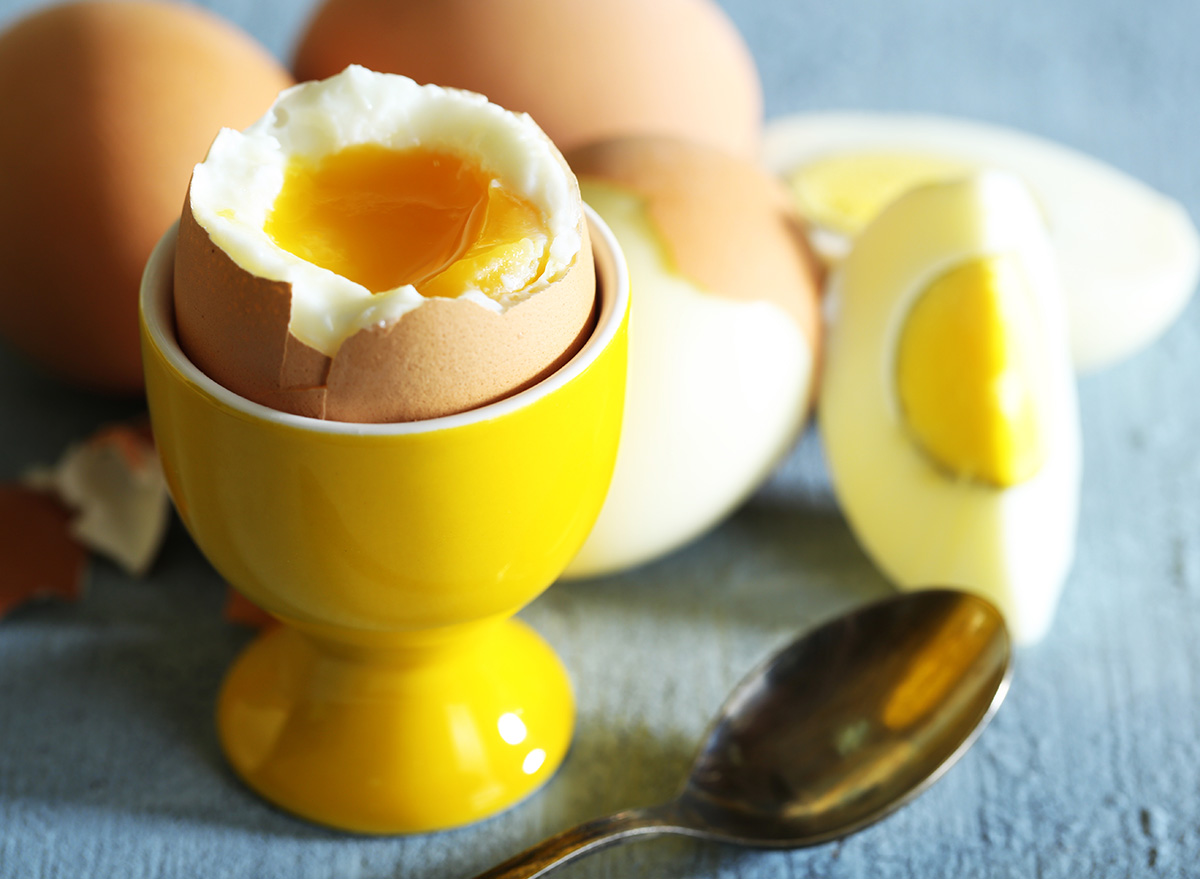 What Would Happen to Your Body If You Ate 4 Eggs a Day