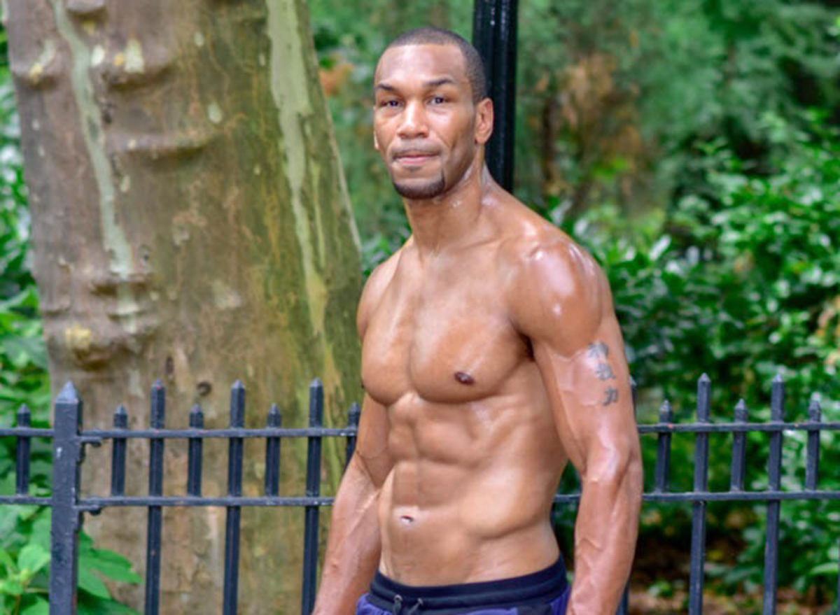 These Are the Simple Habits Responsible for My Six-Pack