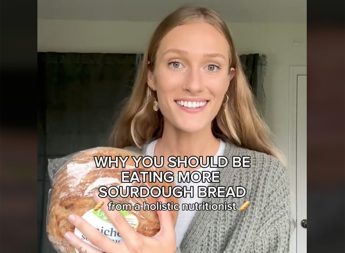 Nutritionist Explains The Benefits of Eating Sourdough Bread