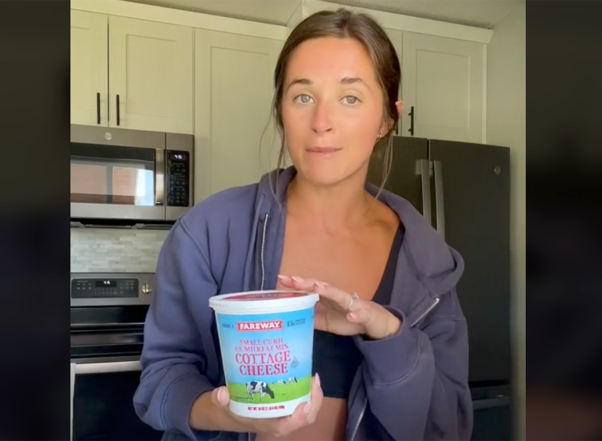 7 Best Snacks For Protein and Fiber, According to Dietitian