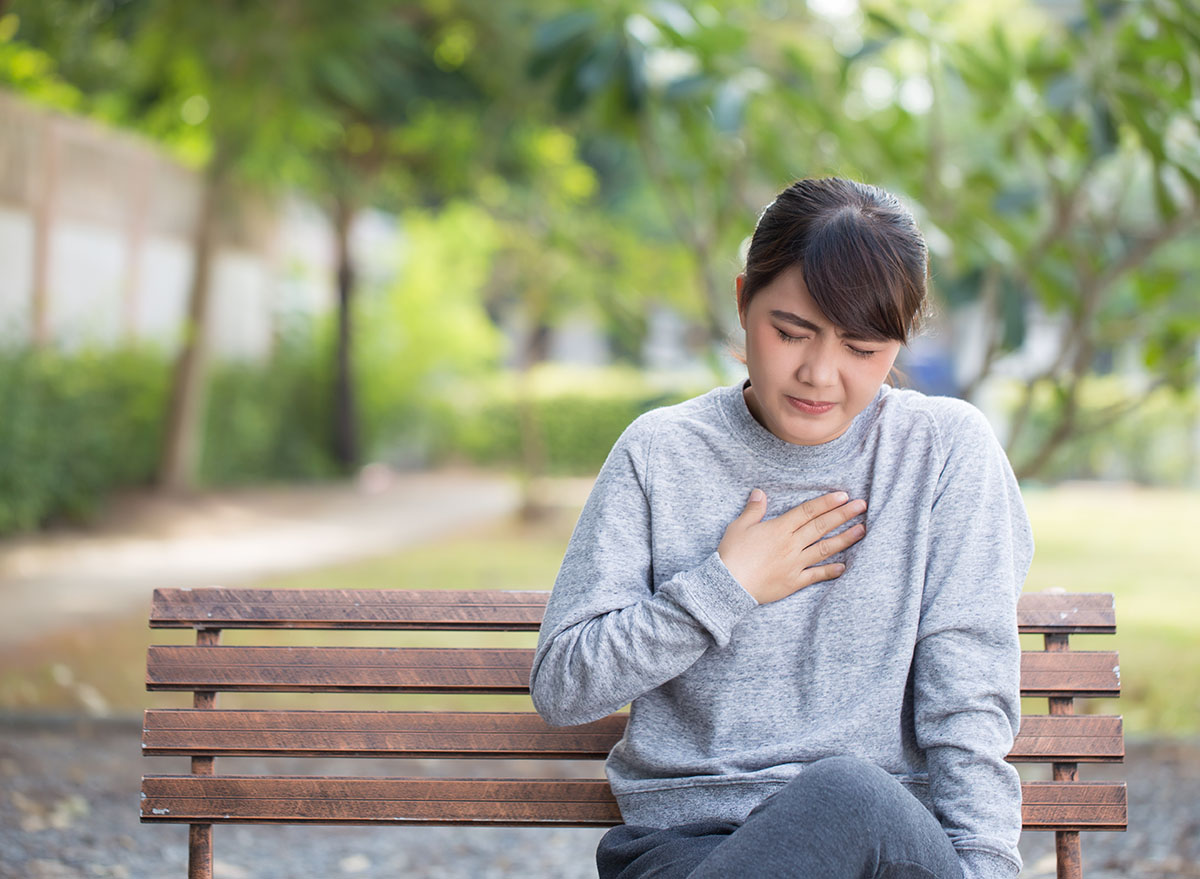 40 Health Symptoms That Are More Serious Than You Think