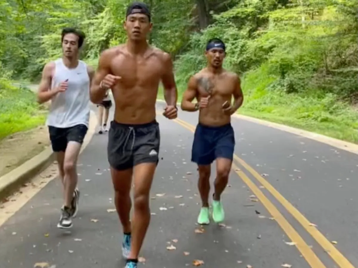 Army's Running Routine: Get in Shape with This Military Program
