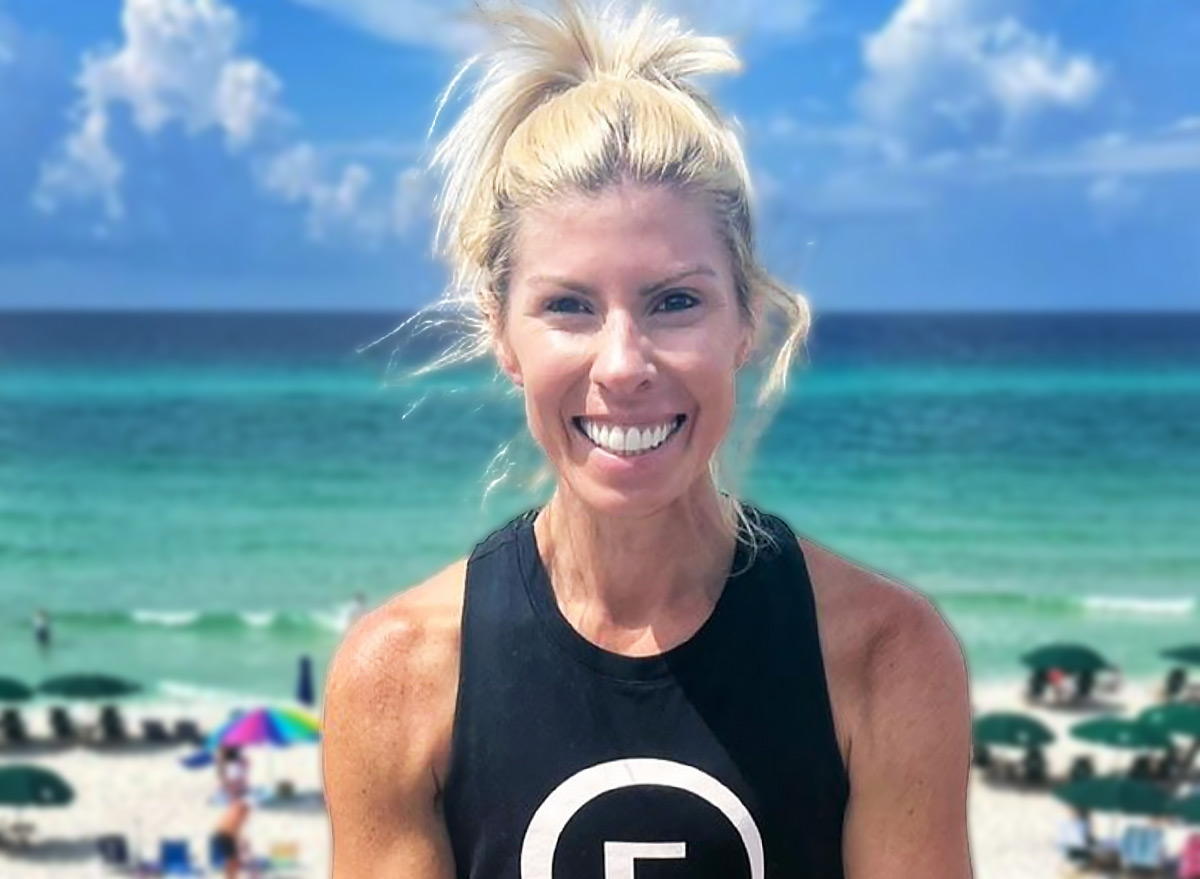 Fitness Coach Lost Her Puffy Face With 30-Minute Workouts Over 40